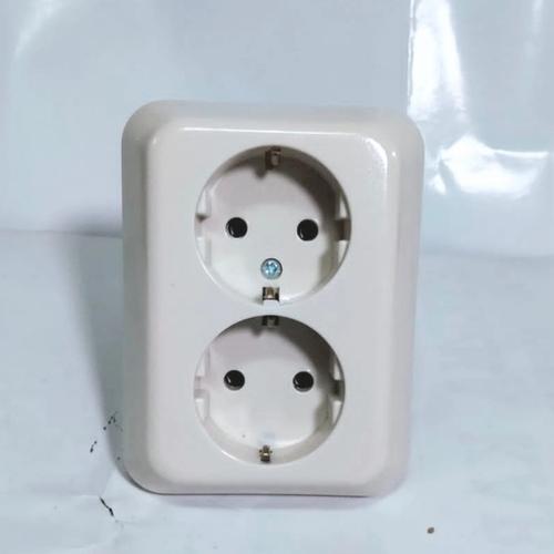 Jual Stop kontak DOUBLE GRACIO 15320 CREAM - BROCO - Jakarta Pusat ...