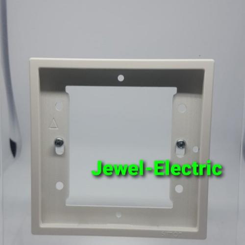 Jual Frame Saklar Simon 1 Gang Simon i7 700610-N Putih/White - Jakarta ...