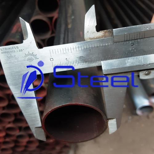 Jual Pipa Hitam 1 1/2" x 6M Tebal 1.4mm - 3.2mm SCH40 SCH80 | Pipa Besi ...