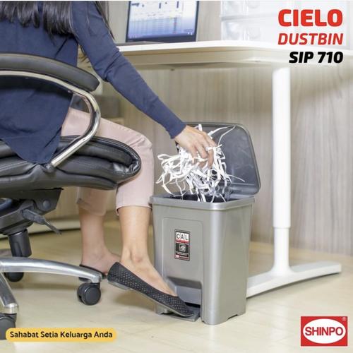 Jual Tempat Kotak Sampah 10 Liter Plastik Injak Pedal Segi Cielo Shinpo 710 - Jakarta Barat ...