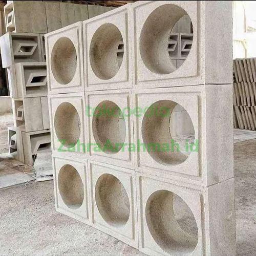 Jual Roster loster beton/pentilasi lubang udara bulat 3varian warnaa ...