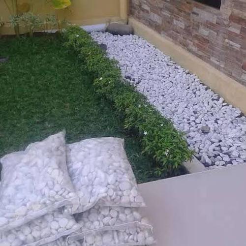 Jual BATU ALAM UNTUK TAMAN 1 kg AQUARIUM DLL PUTIH BESAR 1KG Batu Hias ...