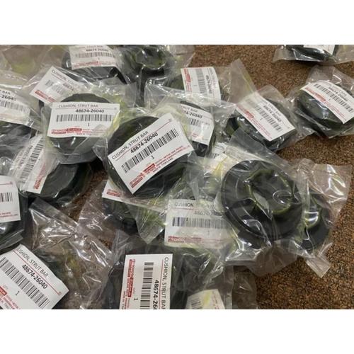 Jual karet cushion strutbar Toyota Hiace comuter 48674-26040 - Kota ...