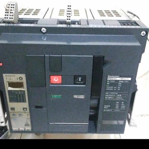 Jual Schneider ACB 3P 2000A Motorized UVT Komplit - Jakarta Pusat ...