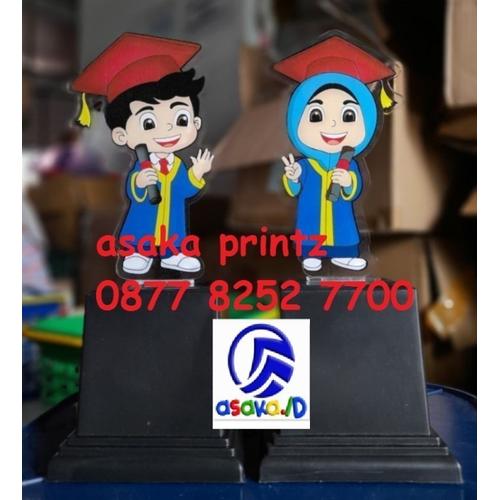 Jual PROMO Plakat Wisuda Kartun Akrilik, Piala Wisuda Tk PAUD - Kota ...