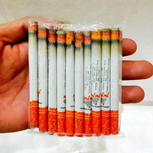 Jual permen rokok isi 20pc rasa coklat / permen rokok jadul / cokelat ...