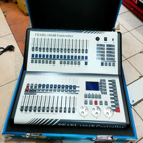 Jual mixer lampu panggung mini pearl 1024b +hard case - Jakarta Barat ...