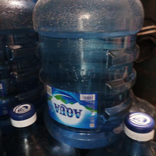 Jual GALON AQUA 19 LITER DENGAN ISI - Kota Medan - KENJIRO STORE ...