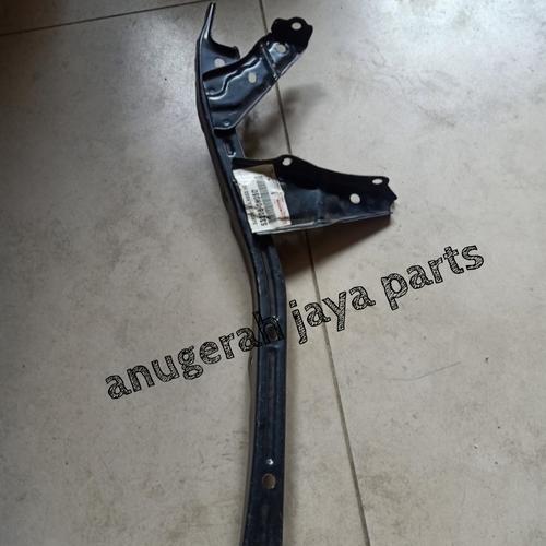 Jual Tiang lock/Tiang lock kap mesin innova 2010 original - Jakarta ...