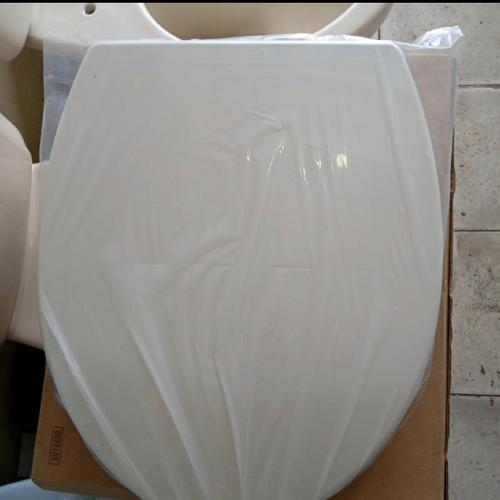 Jual tutup closet model Toto kondisi baru, untuk tipe cw420, cw421 ...