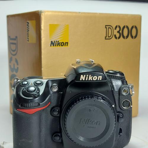 Jual nikon d300 body only sc135000 - Kota Pekanbaru - barang bekas ...