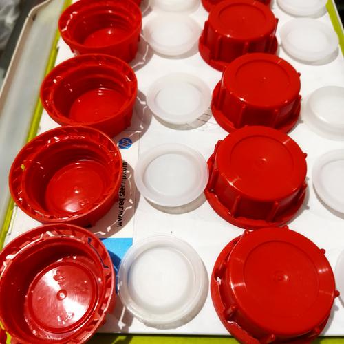 Jual Tutup jerigen 20 liter isi 10 pcs tutup jirigen dirigen ...