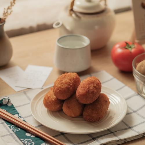 Jual Korean Bulgogi Croquet , BEEF KROKET, KROKET SAPI - GORENG - Kota ...