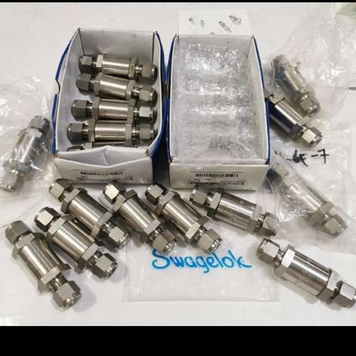 Jual Check Valve SS-316 Uk.1/4inc od SS-CHS 4 Brand:Swagelok - Jakarta ...