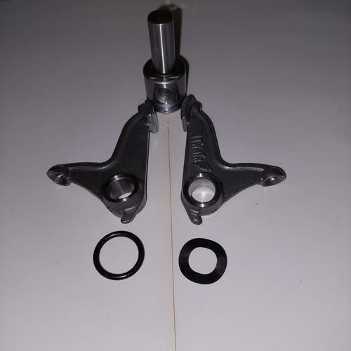 Jual rocker arm/bolt 150cc/pelatuk bawah roller sparepart motor roda ...