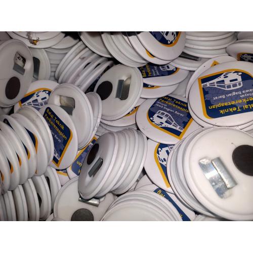 Jual Pin Magnet Tempelan Kulkas Pembuka Tutup Botol 58mm Souvenir ...