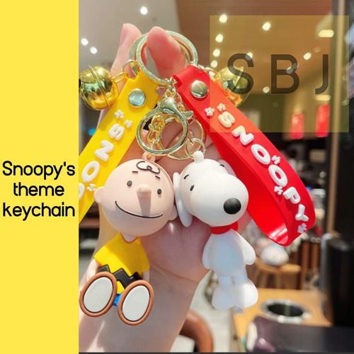 Jual Gantungan kunci / Keychain snoopy bahan silicone dengan kerincing ...