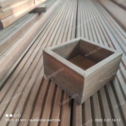 Jual Asbak Rokok Kayu Bengkirai Motif Garis No Pernis Murah Hadiah ...