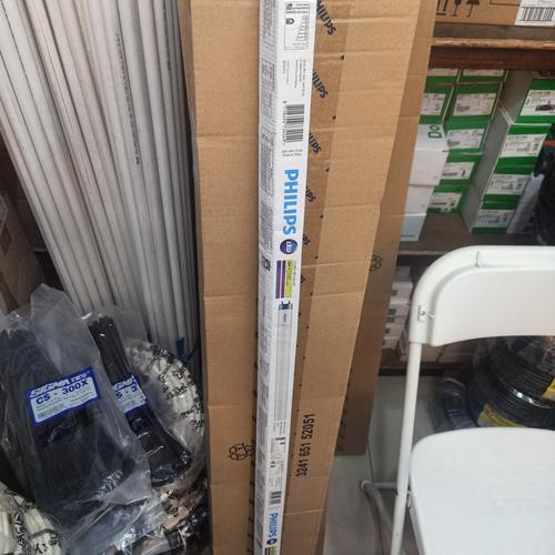 Jual lampu tl led 18 watt philips core pro - Jakarta Pusat - pelita ...