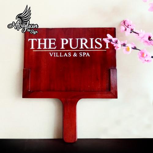 Jual Teak Wood Paging Board / Airport Sign / Papan Jemput Tamu - Logo ...