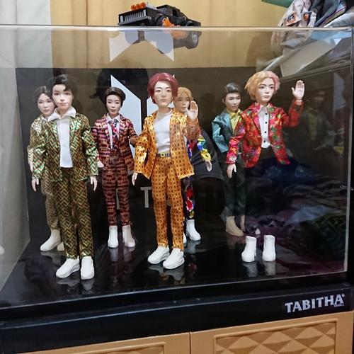 Jual mattel barbie bts full team plus acrylic - Kab. Bogor - steva toys ...