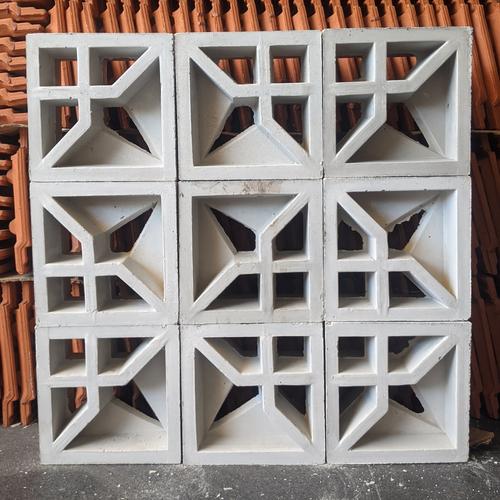 Jual Loster Beton Minimalis 20x20 - Kab. Sidoarjo - WIZ+ | Tokopedia