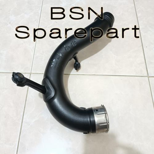 Jual Selang Turbo Pipa Hose Tube Air No.2 Intercooler Hilux Revo Asli ...