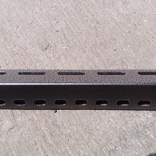 Jual Besi Siku Lubang 30cm - 2mm - Kota Semarang - Menara Kencana ...