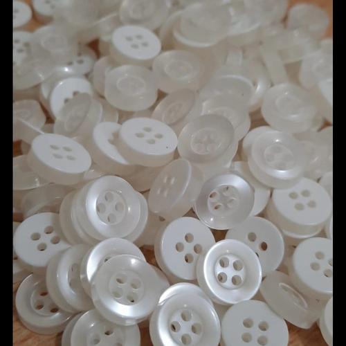 Jual kancing kemeja putih tebal mini / kancing kemeja bening uk 18L ...