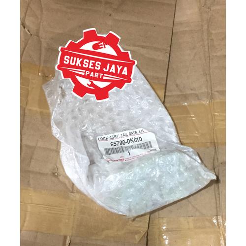 Jual Doorlock kunci pintu bagasi toyota hilux KIRI 65790-0K010 asli ...