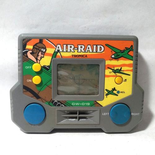 Jual Game Watch Gimbot Gamebot Air Raid Tronica Jet Pesawat Retro Kuno ...