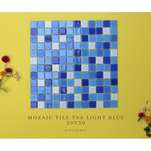 Jual Mosaic Tile Mozaik Kaca TSA Light Blue Biru Mix Model A 30 x 30 CM ...