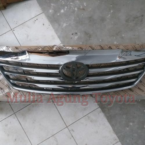 Jual grille radiator 53111-0k700 fortuner 2011 ori - Jakarta Pusat ...