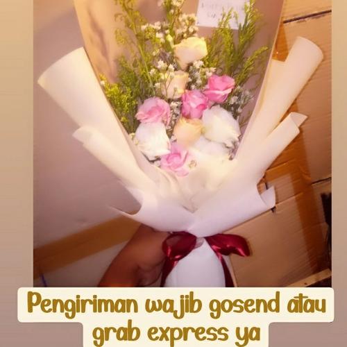 Jual kado bucket bunga wisuda / bucket bunga wisuda/buket wisuda - 50k ...