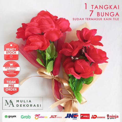 Jual Bucket Bunga Lamaran Seserahan Mini Lengkap Dengan Kain Tile Dan ...