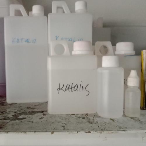Jual katalis resin 1kg.0.5kg.100cc.20cc - 1kg - Jakarta Timur ...