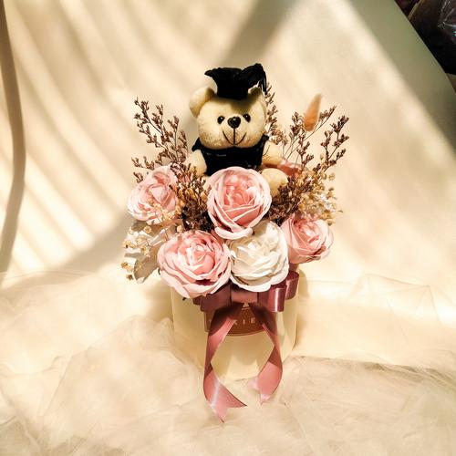 Jual bunga box flower bloom box bunga wisuda - Kota Surakarta - cikiest ...