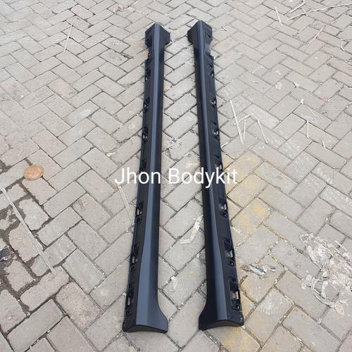 Jual Sideskirt Innova V Original Bodykit Toyota Innova v Original 2004 ...