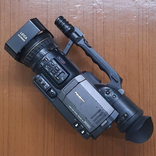 Jual HANDYCAM PANASONIC AG-DVX102B 3CCD - Jakarta Barat - Kamera2nd ...