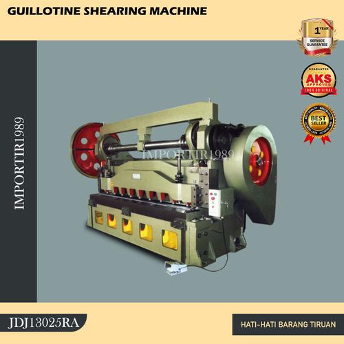 Jual Shearing Machine JDJ13025RA Mesin Potong Plat Besi 13x2500mm Roda ...