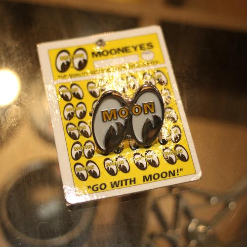 Jual MOON Car Emblem - Jakarta Selatan - Scooter wheels indonesia ...