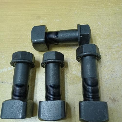 Jual baut / bolt side cutter komatsu pc200 / 175-32-11210 /baut side ...
