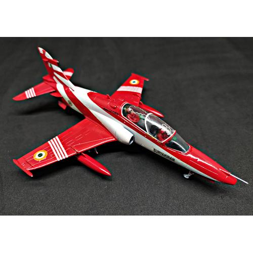 Jual Diecast Pesawat Aerobatik India Surya Kiran BAE Hawk Mk. 132 Skala ...