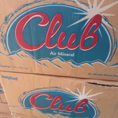 Jual Club Botol air mineral 600 ml 1 dus - Kota Surabaya - Nona Manis ...