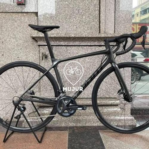Jual Roadbike Giant TCR Advanced 1 disc kom 2022 NEW - Kota Surabaya - Mujur Brick | Tokopedia