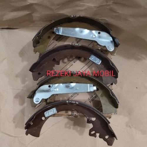 Jual BRAKE SHOE FORTUNER HILUX REVO DOUBLE CABIN,VIG0 04495-OK120 ...