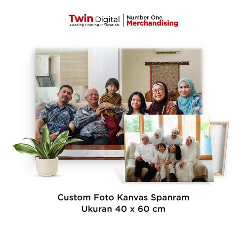 Jual Custom Cetak Foto Keluarga Kanvas Spanram + Frame - Spanram 40 x ...