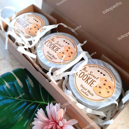 Jual Paket Hampers isi 3 jar Cookies / Hampers Idul Fitri / Hampers ...
