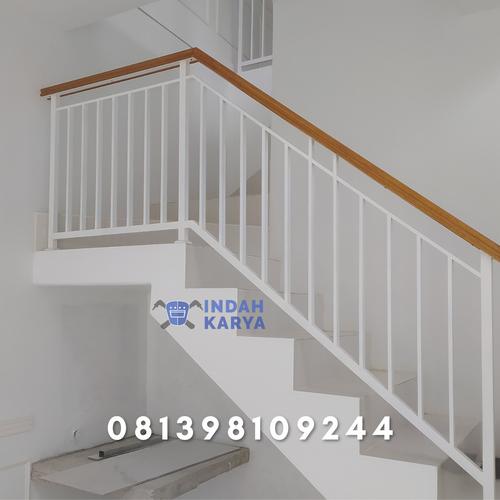 Jual railing tangga pegangan kayu minimalis - pegangan besi - Kota ...