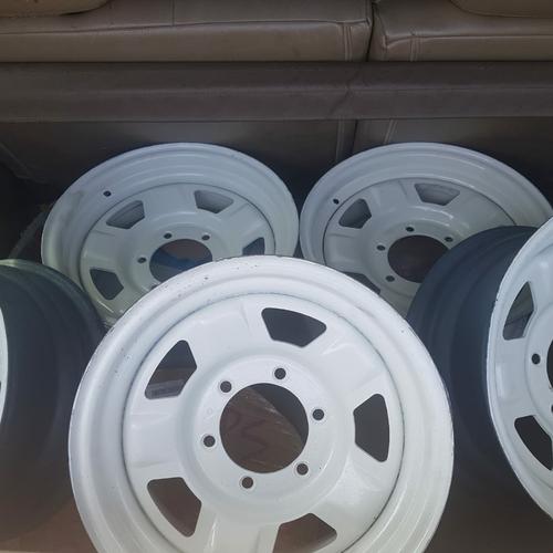 Jual velg kaleng oem hardtop r15 roh australia fj40 vx80 landcruiser ...